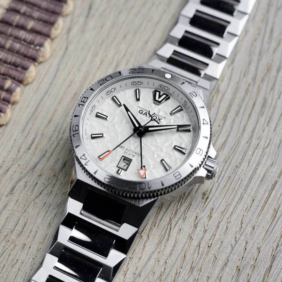 Longitude – Gavox : Pilot, Marine, Diver, Motorsport Watches Belgium